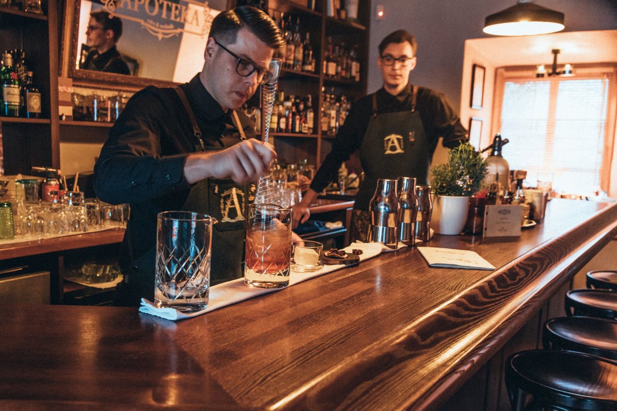 Apoteka: Where the Best Bespoke Cocktails Are Made | VP